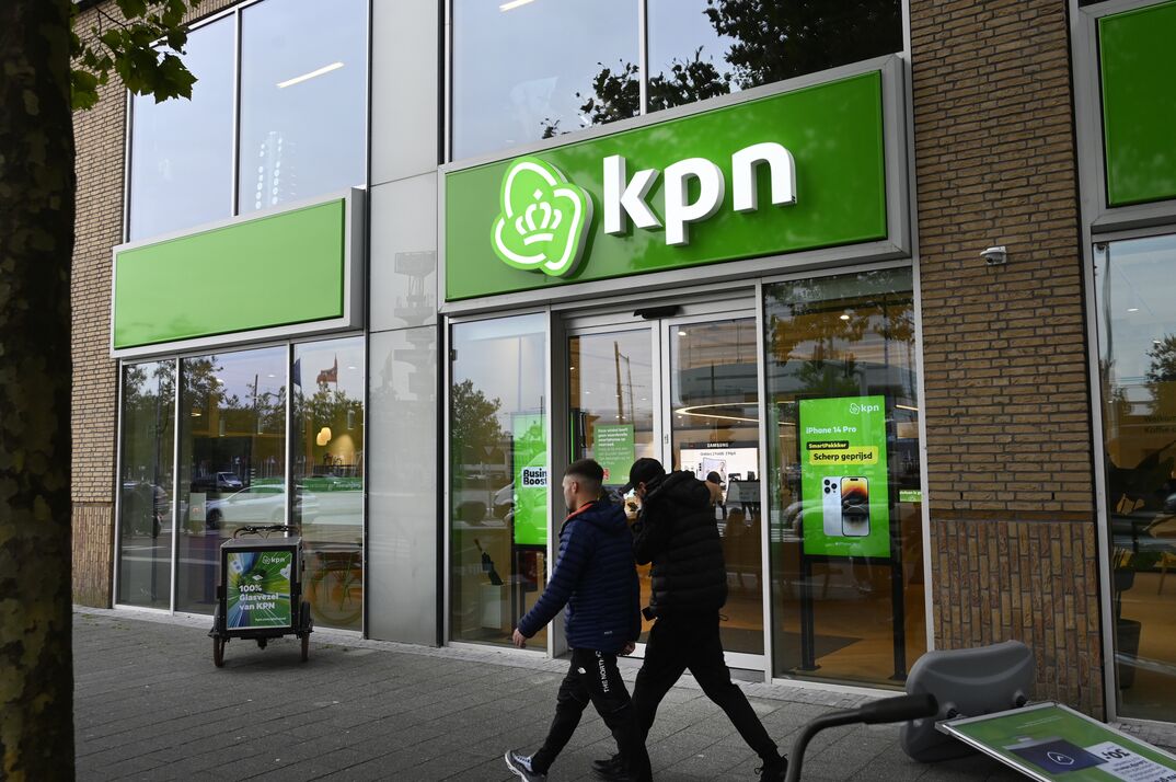 KPN ziet omzet uit vast internet na jaren weer groeien