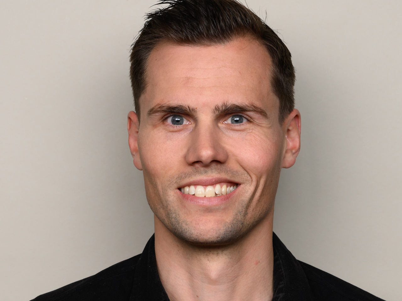 Beleggers schrikken van plotse vertrek Heineken-ceo Dolf van den Brink