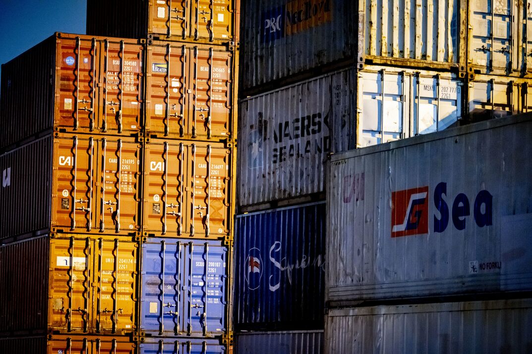 Na dip in 2023 ziet WTO wereldhandel weer aantrekken