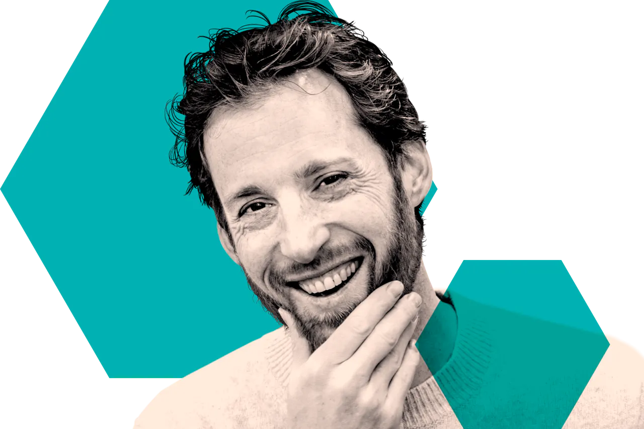 Belastingadviseur Frank Nellen duikt ook graag in zijn eigen boeken