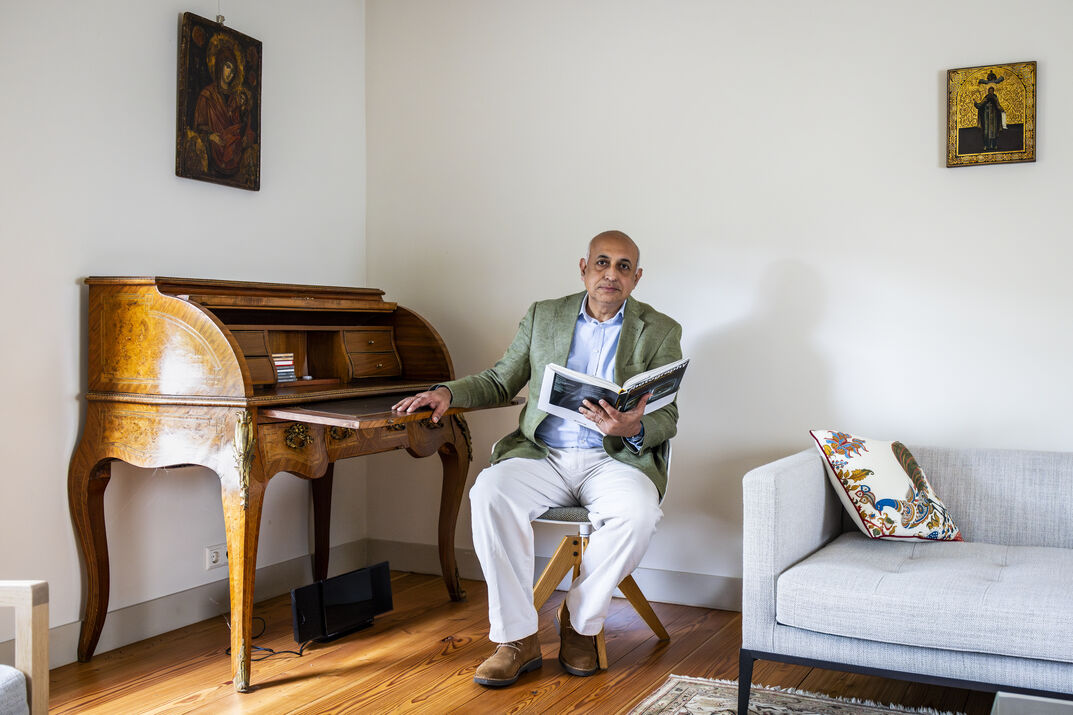 Karl Guha: ‘Op moeilijke momenten in mijn leven heeft poëzie mij altijd ...