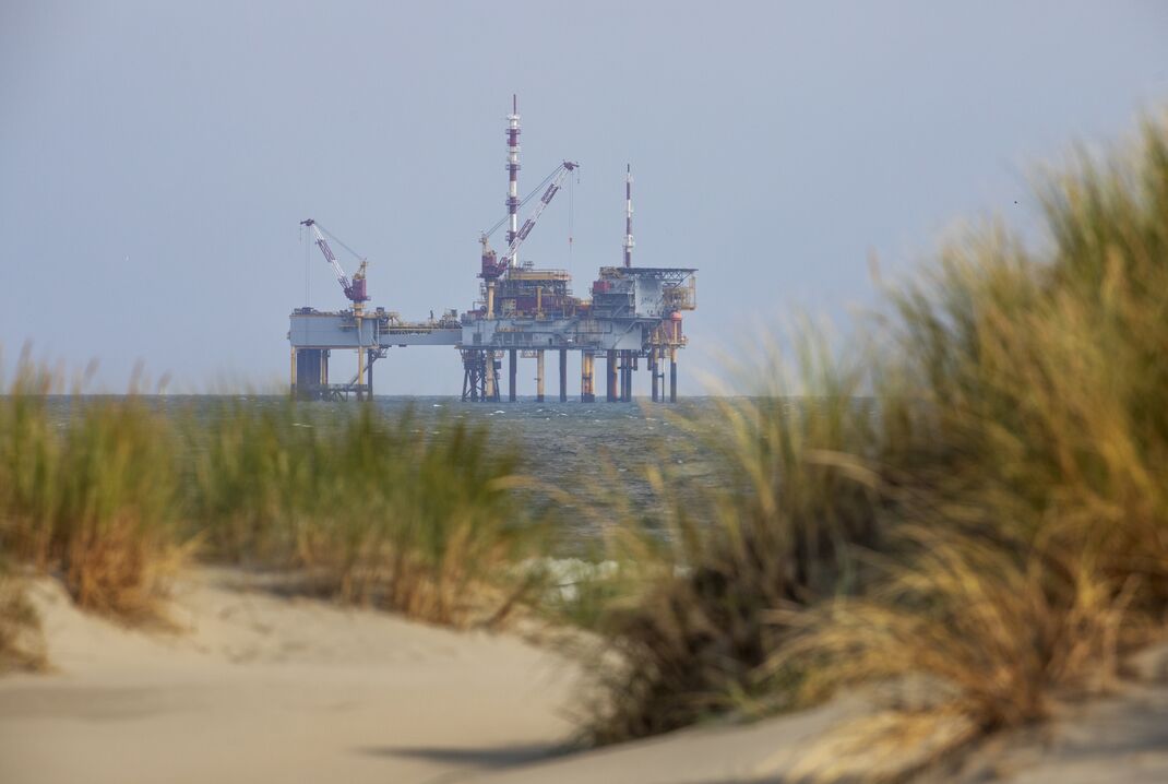 Gasbedrijven en kabinet sluiten akkoord om meer gas op te pompen uit ...