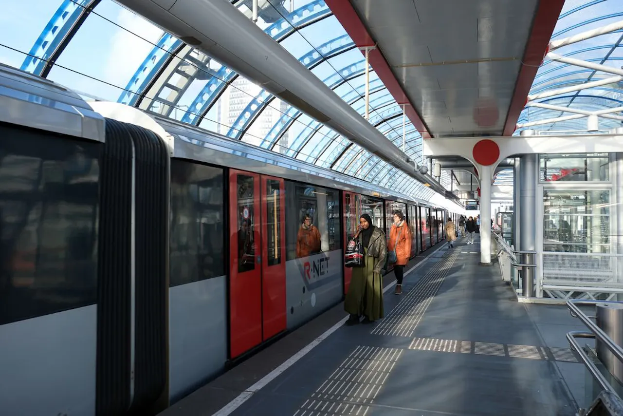De West-Friezen en de overlever in lijn 51
