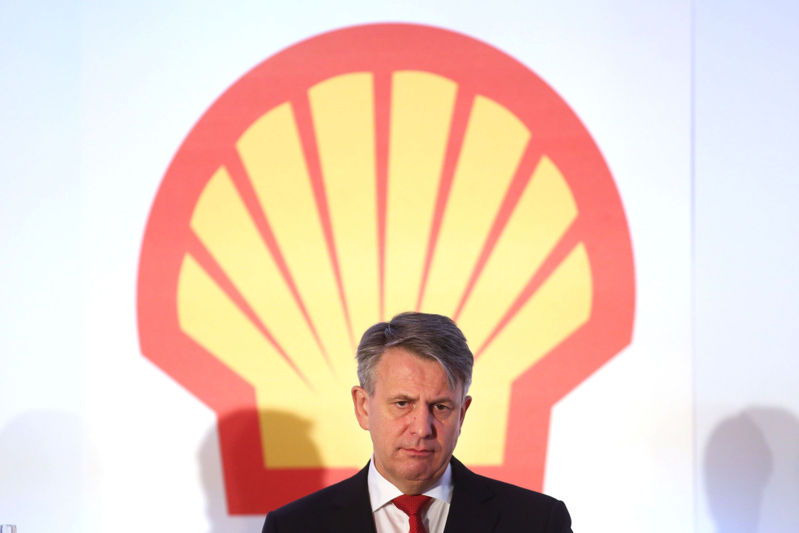 'Grote aandeelhouders voeren druk op Shell op na dividendverlaging'