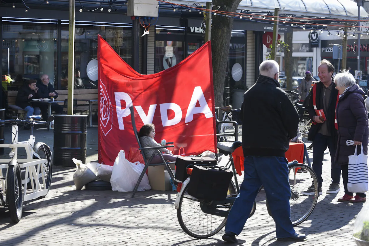 PvdA en GroenLinks markeren 'historisch moment' met gedeelde ...