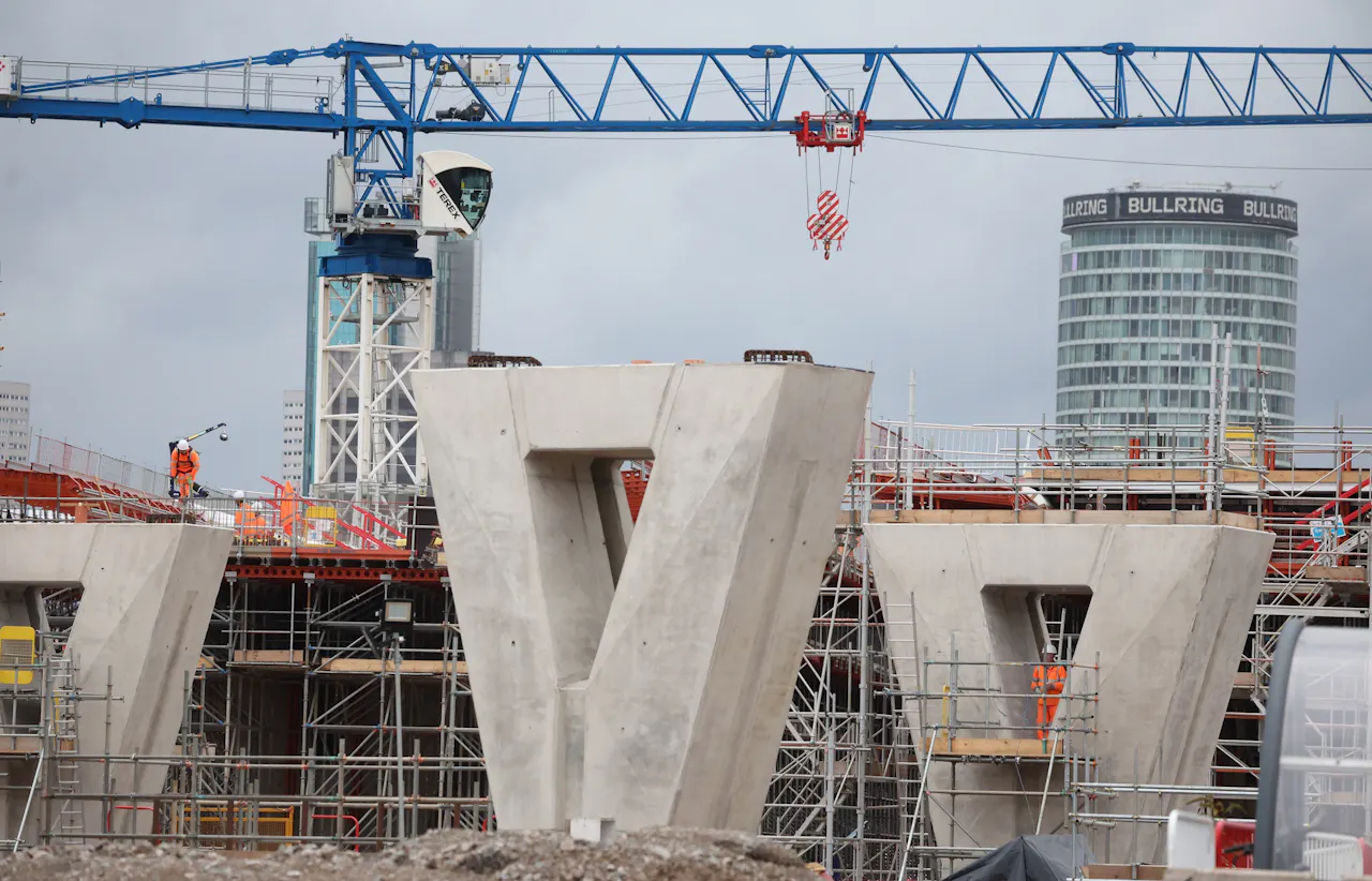 Britse hsl dreigt peperdure spoorlijn naar nergens te worden