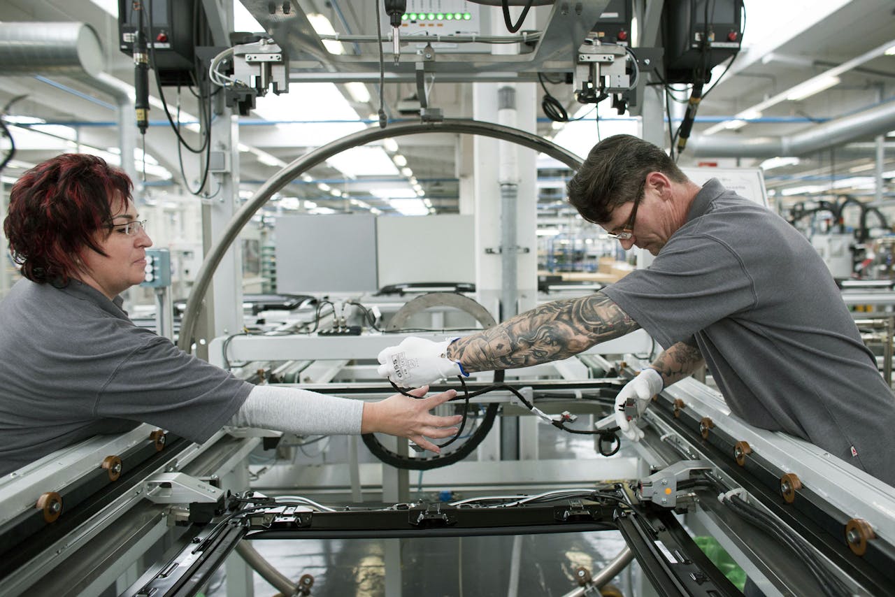 Coronacrisis dwingt Limburgse producent van schuifdaken tot ontslagen