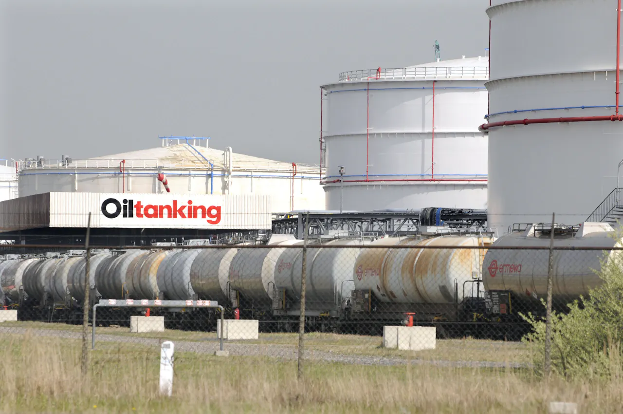 Durfinvesteerders ontdekken de olieterminal