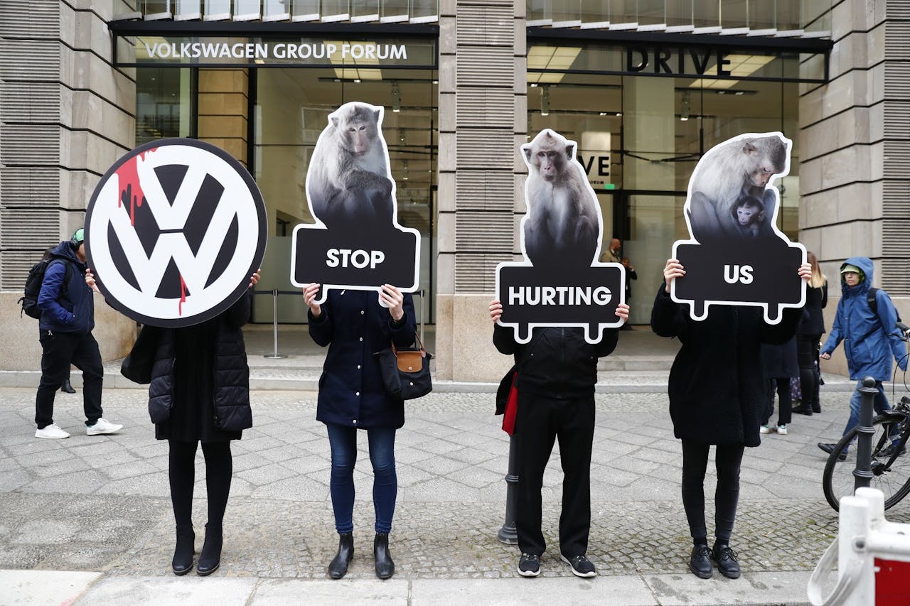 In beeld | Protest bij Volkswagen