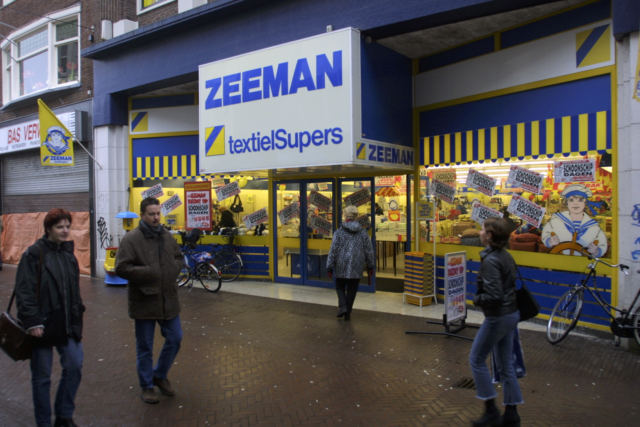 Jan Zeeman neemt grotere afstand van textielsuper