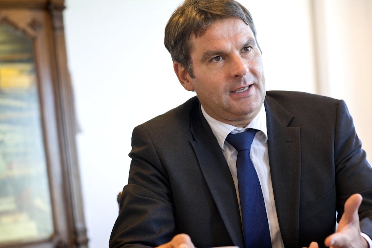 Van Seumeren rijker na vertrek bij Mammoet