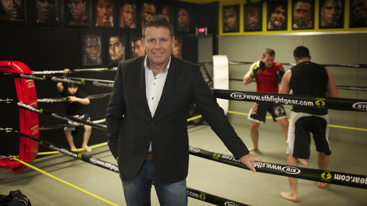 Van een zweterig sportzaaltje naar een mondiaal vechtsportcircus