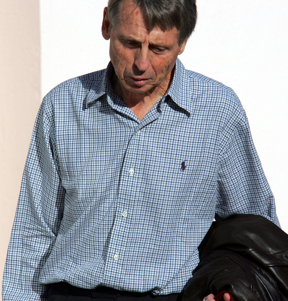 Deuss bankierde in cyberspace 'voor wie dan ook'