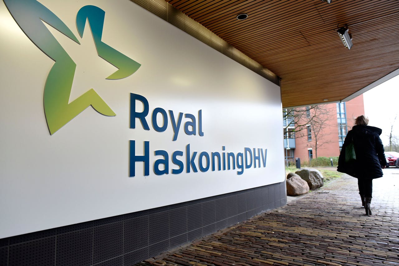 Royal HaskoningDHV bindt strijd aan met late betalers