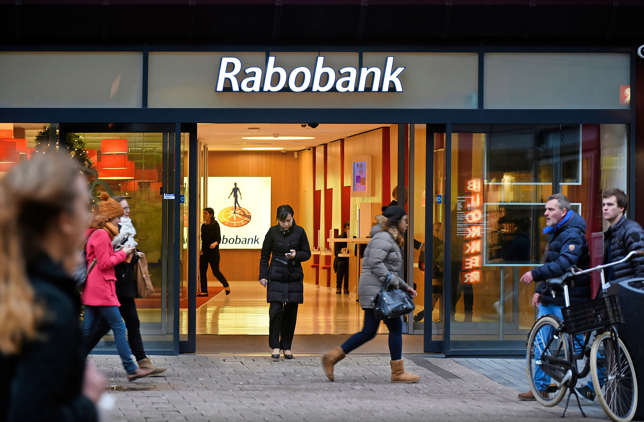 Ook voor Rabobank is het grote afslanken begonnen