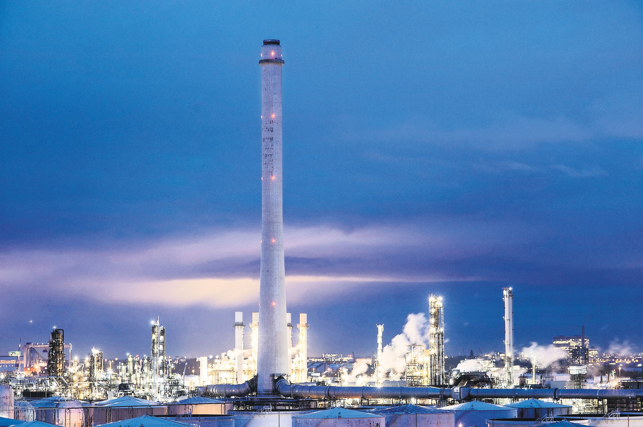 'Grote investering Pernis noodzakelijk door moordende concurrentie'