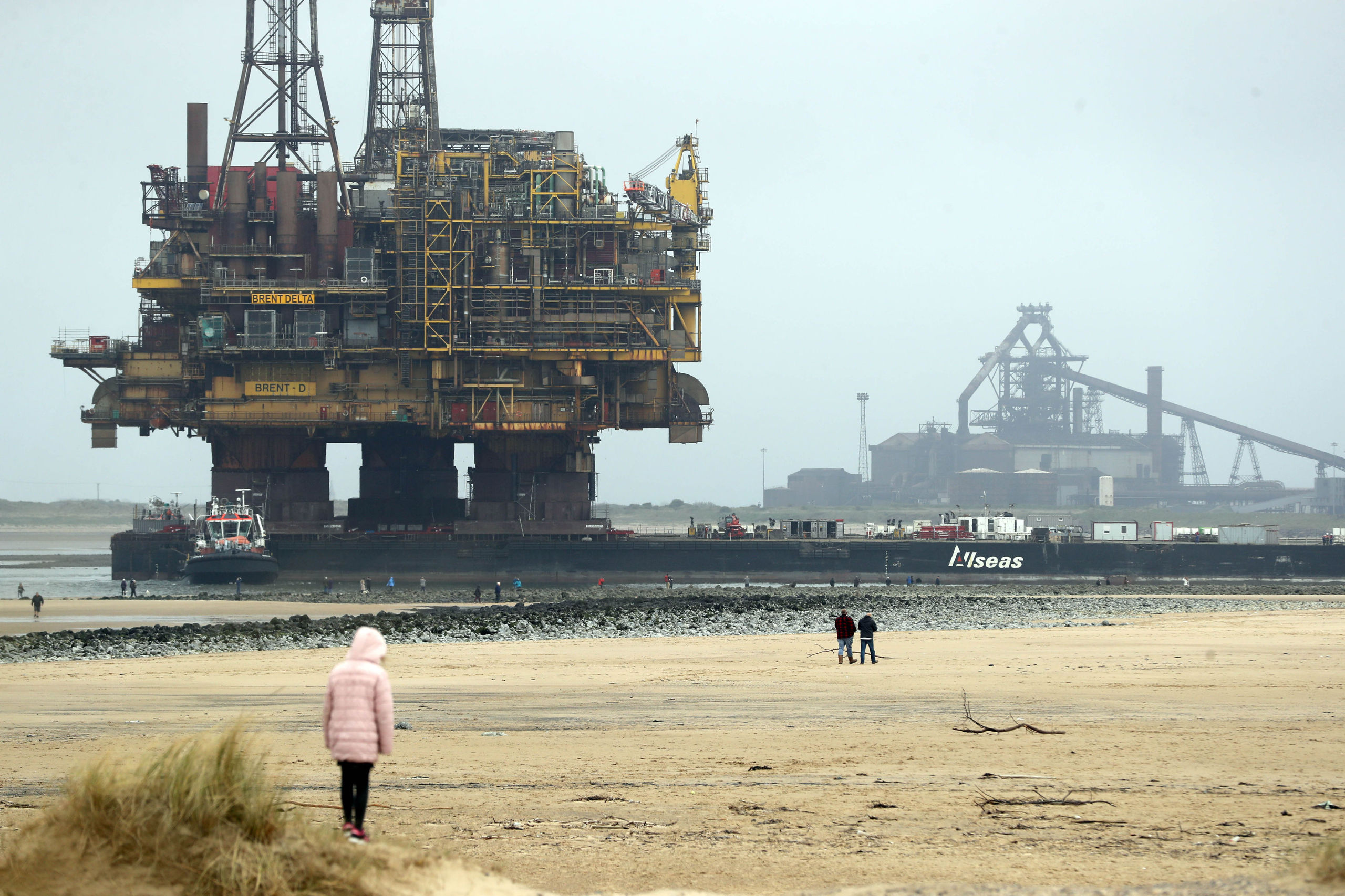 Shell sluit olieplatform in Noordzee na gaslek