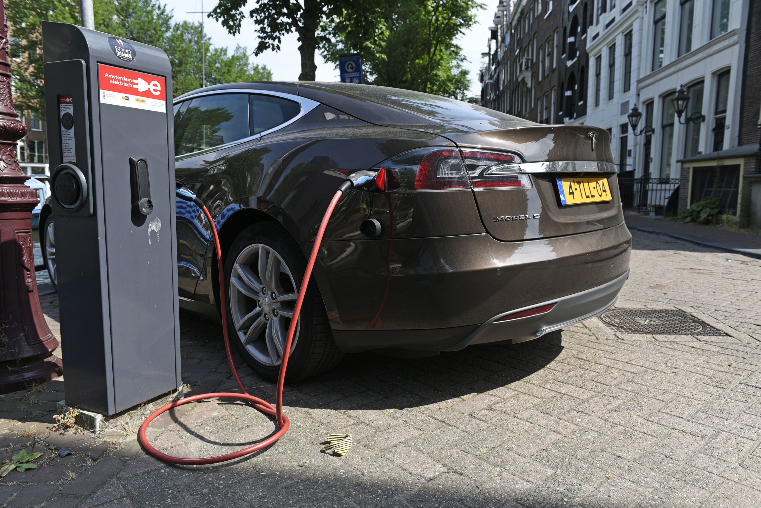 'Tesla-taks jaagt zakelijke veelrijder in vervuilende diesel'