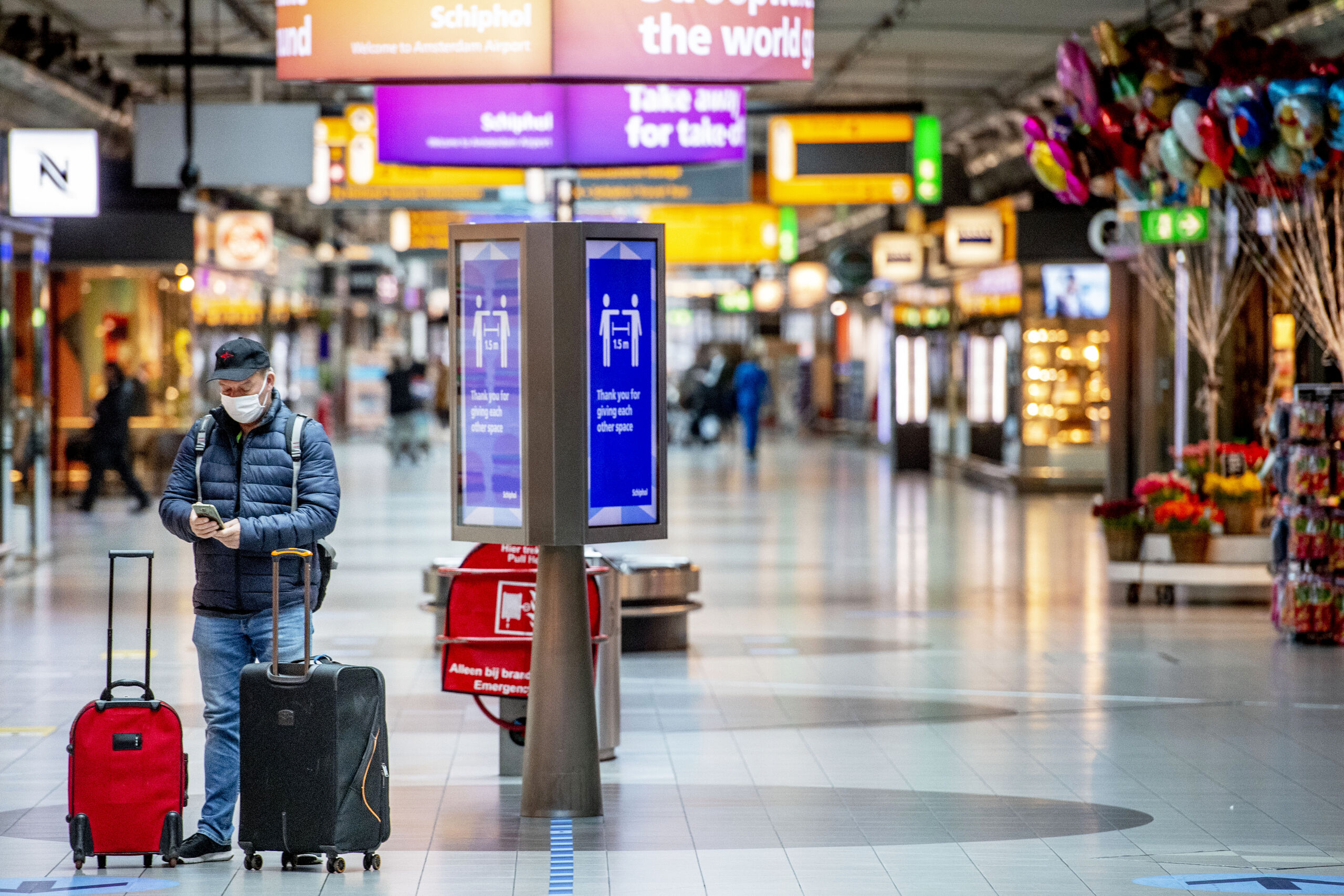 Uitzenders rekken cao met hulp minivakbond LBV